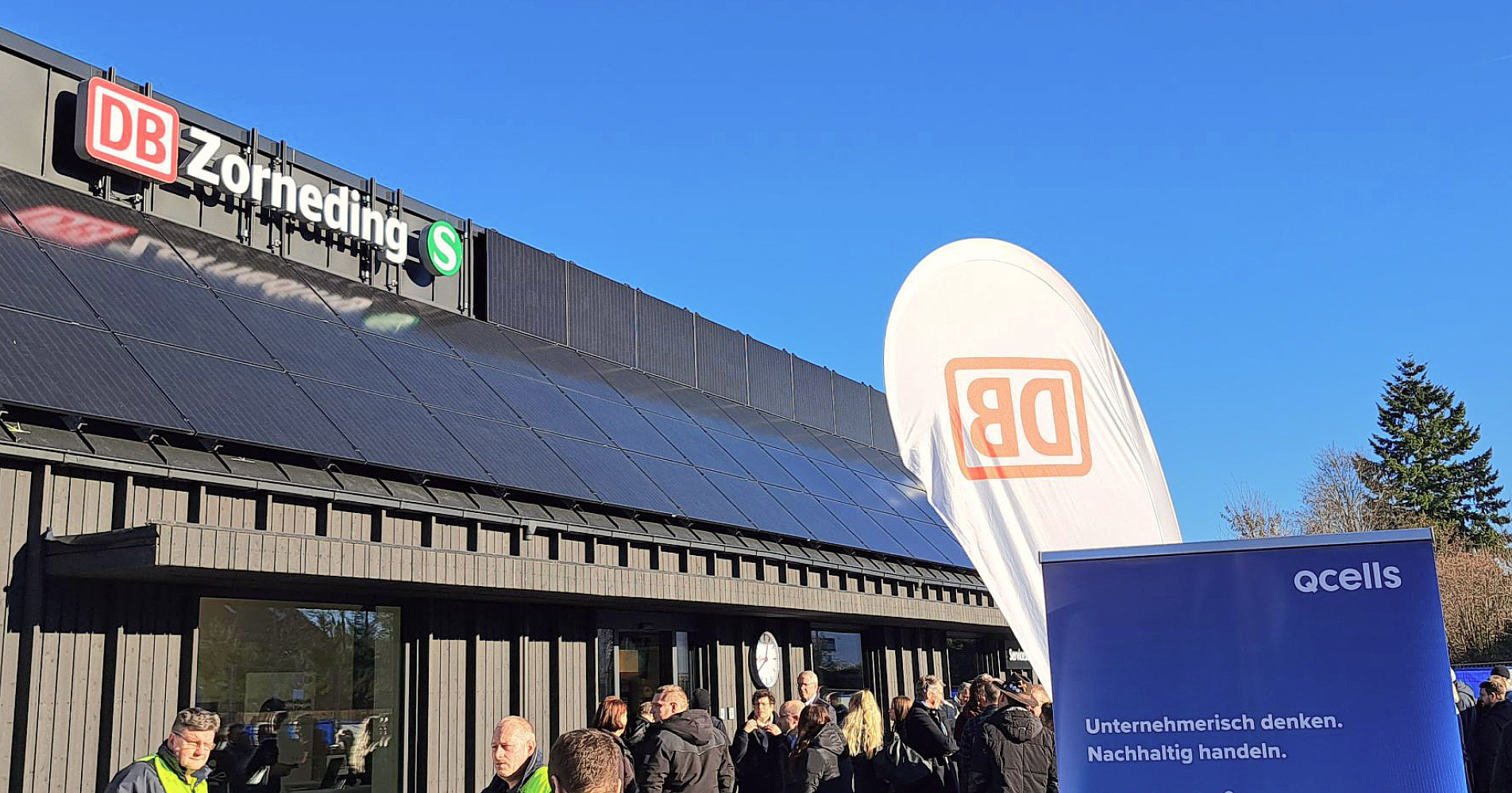 Nachhaltiger Bahnhof Zorneding setzt auf Solaranlage von Qcells